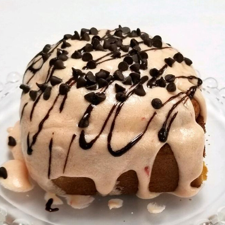Order Cinnamon Rolls Online | Cinnamom Bakery